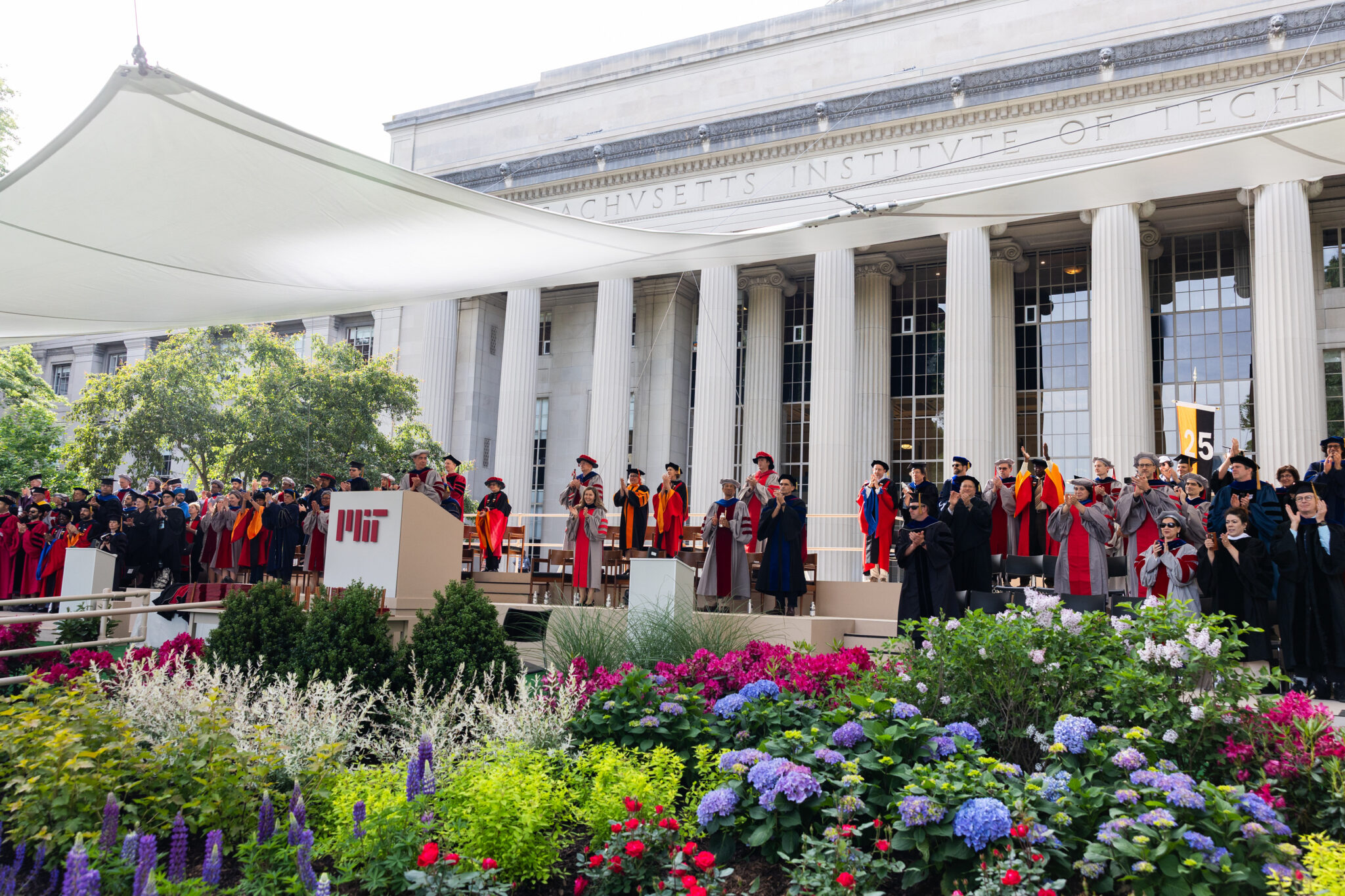 2025-26 EECS Faculty Award Roundup – MIT EECS